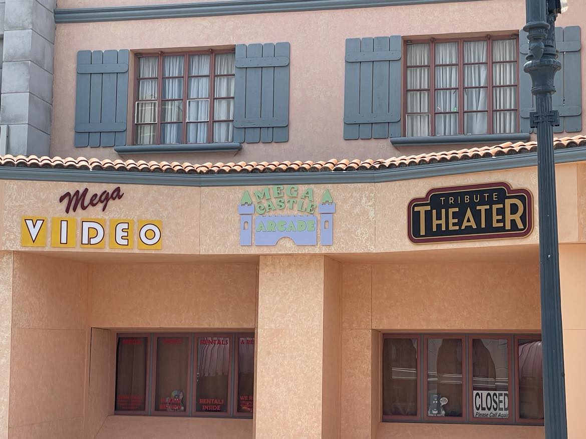 Summer Tribute Store at Universal Orlando – Theme Park MoJu