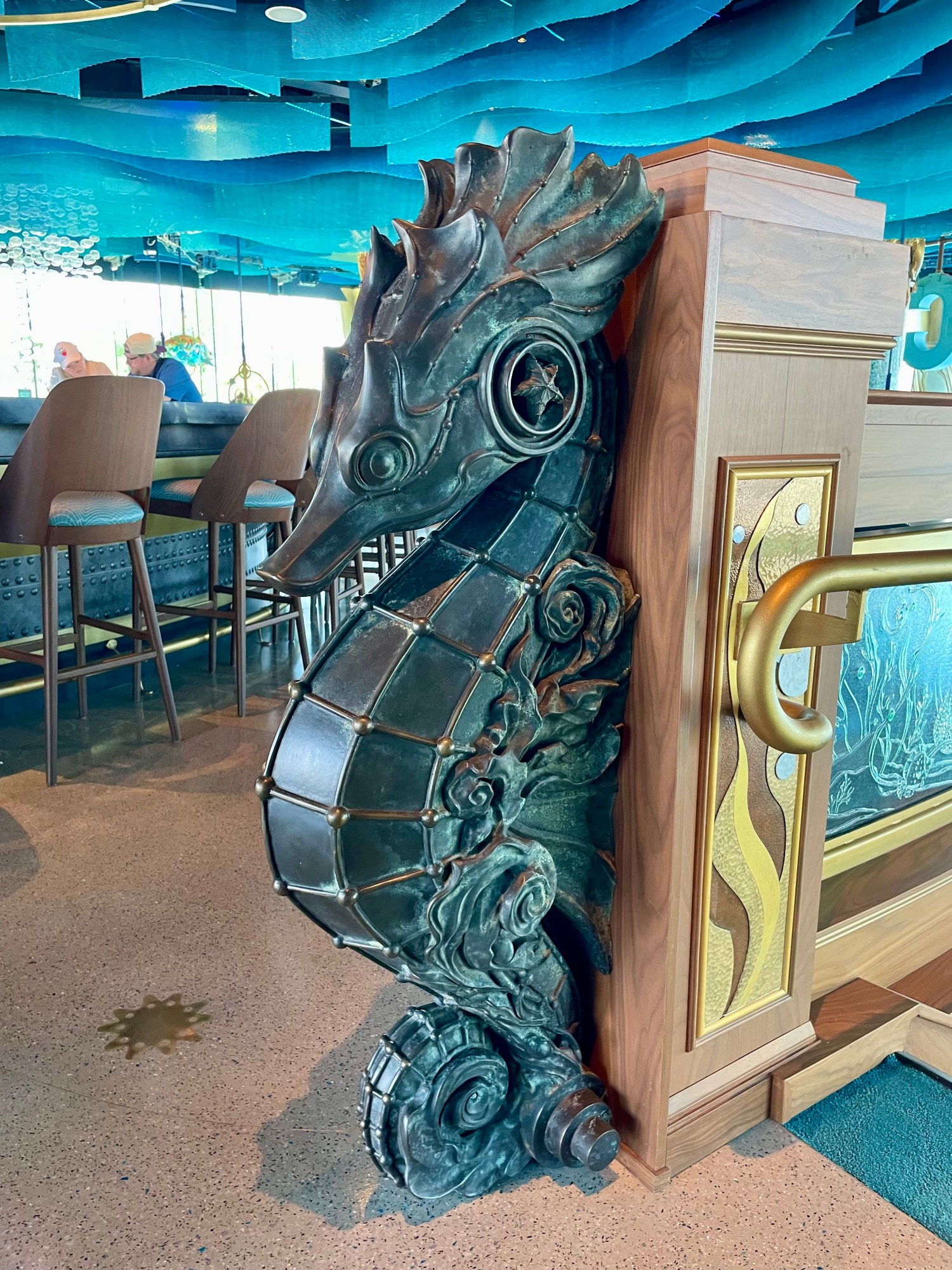 Epic Universe’s Atlantic: A Feast Underwater – Theme Park MoJu